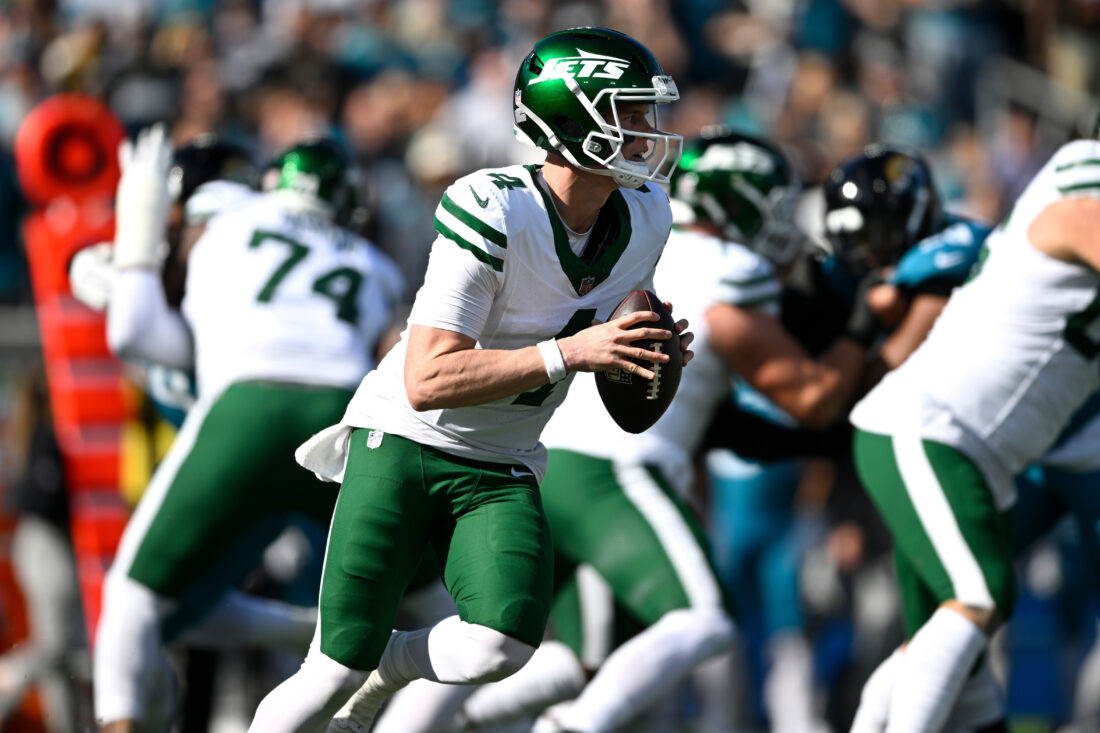 Jets’ undrafted rookie Brady Cook will start again at quarterback ...